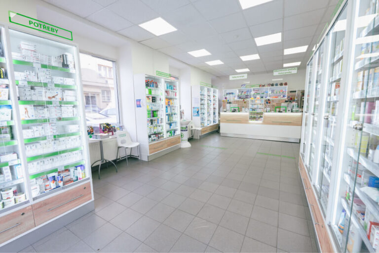 Místní lekárna | Na Vápence